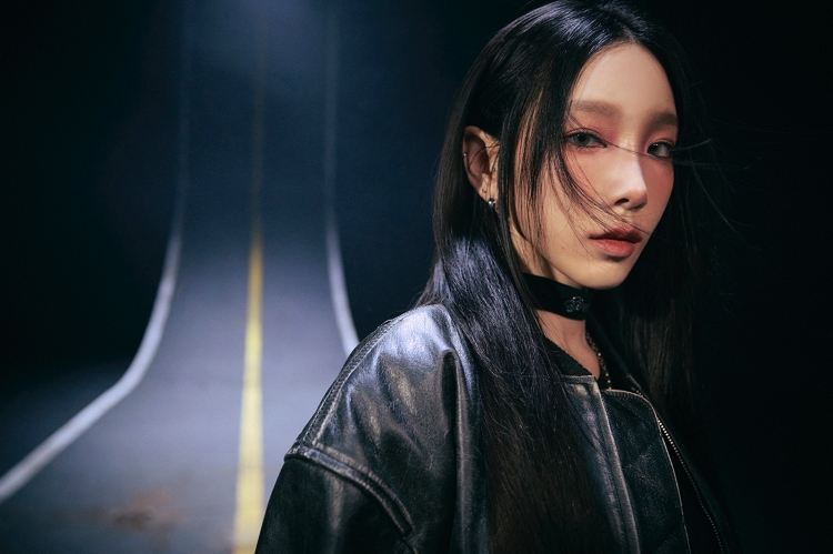 少時太妍回歸推新專輯《To. X》 性感MV講非典愛情關係 | am730