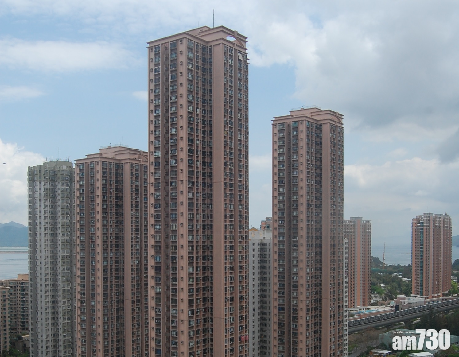 新港城3房780萬元沽 | am730