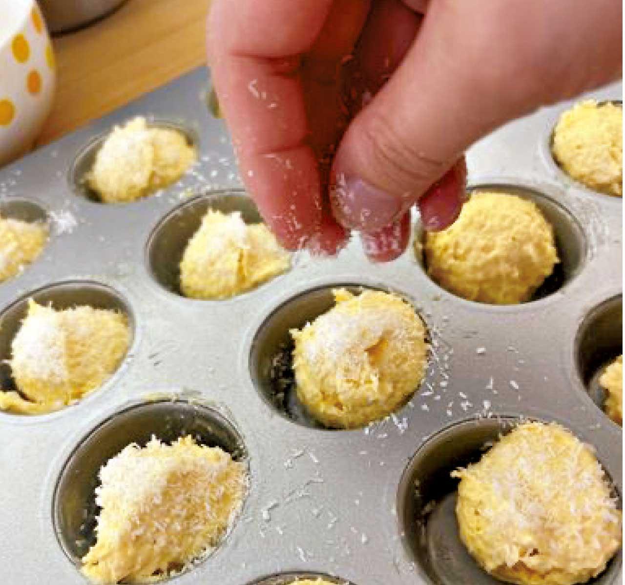 香軟椰子小蛋糕 | am730