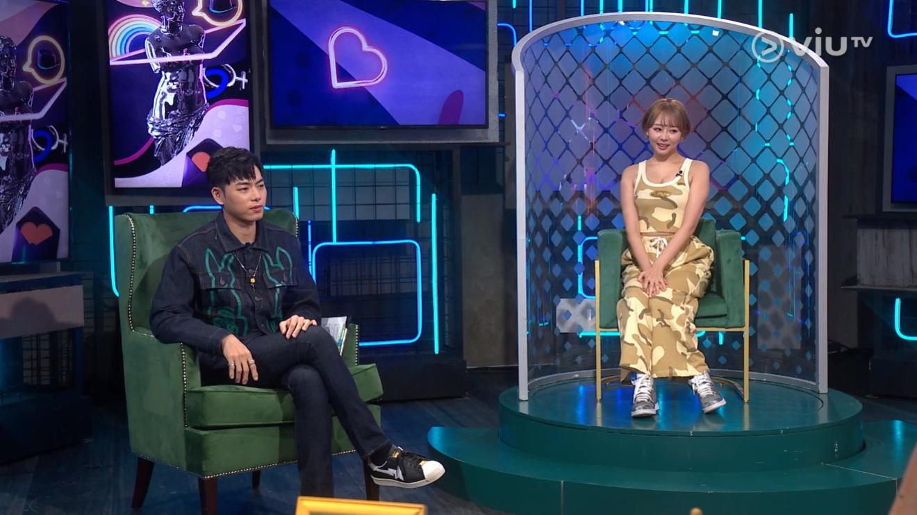 AV女優濱崎真緒處女亮相香港節目 搞到193郭嘉駿硬晒軚：條褲有異樣 | am730