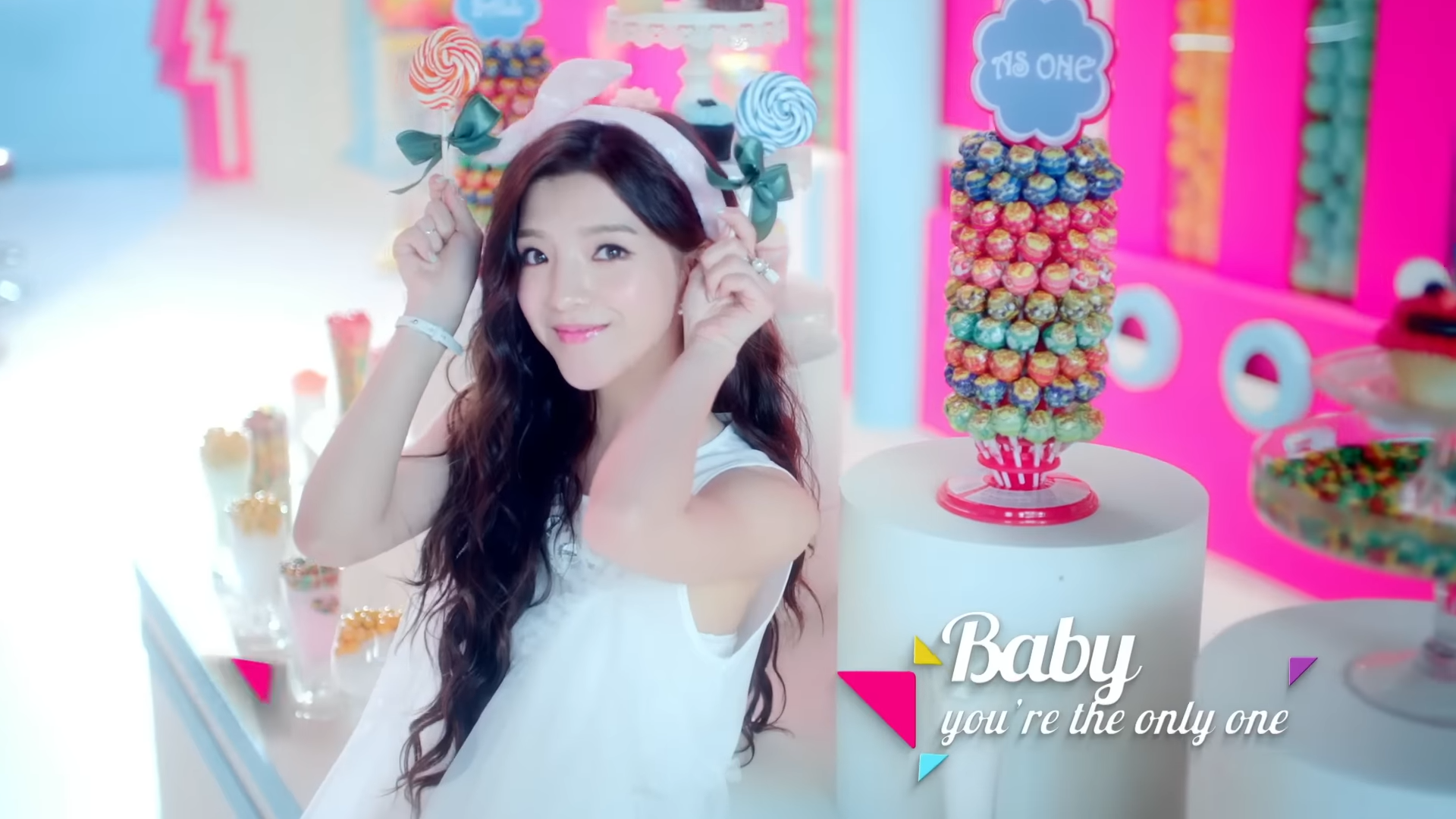 As One成員去晒邊？大學生present吸近百萬人睇 引埋陳葦璇留言 | am730