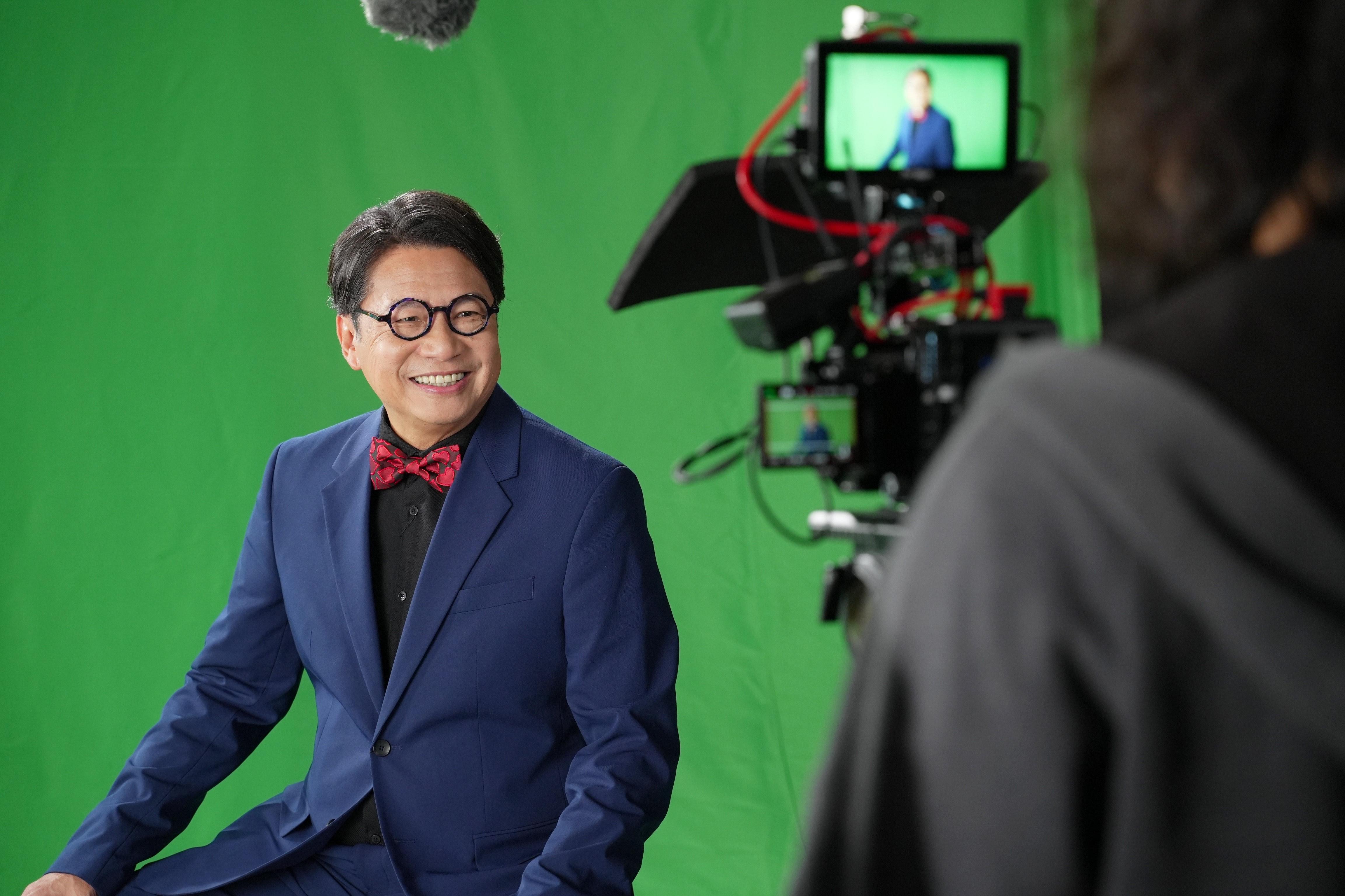 60歲鄭子誠拍廣告飾演多角考演技 家中四隻愛犬成強心最大動力 | am730