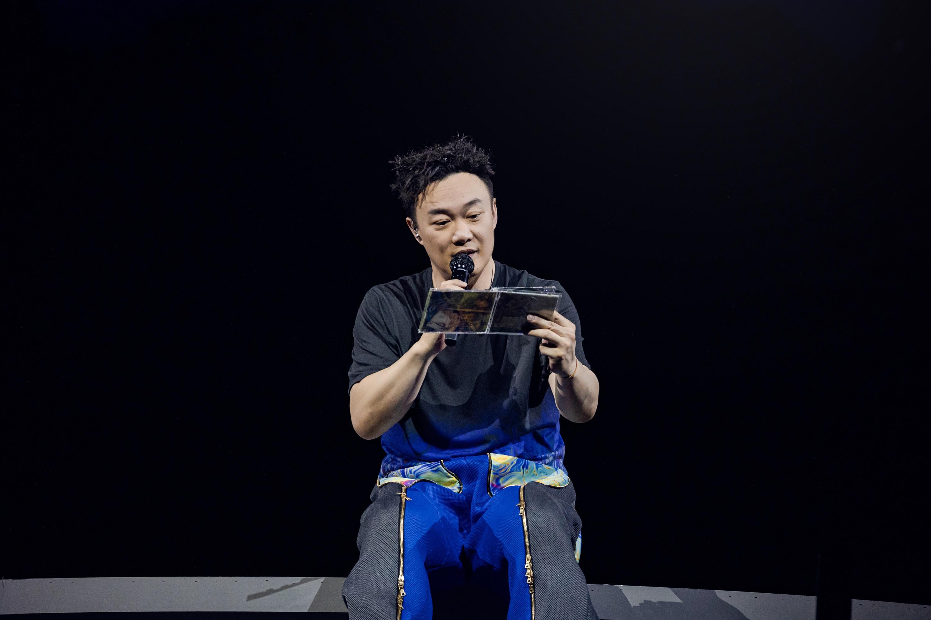 陳奕迅Eason推出「FEAR and DREAMS」紀錄片 絕密紀錄七年喜怒哀樂 | am730