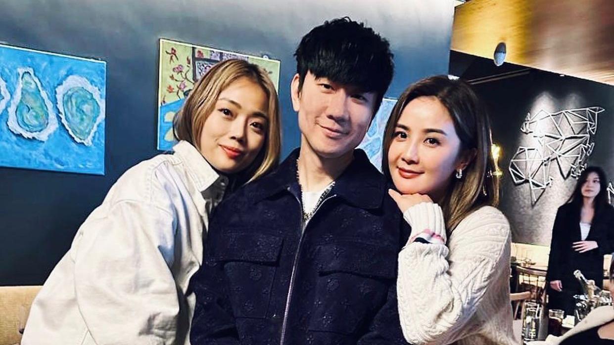 JJ林俊傑賀6場港騷圓滿結束 獲阿Sa祖兒慶祝生日 | am730