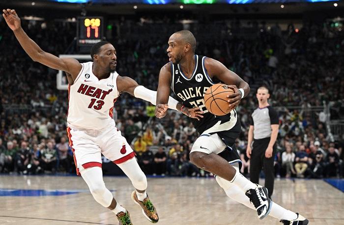 NBA季後賽︱公鹿復勇挫熱火 追平場數1:1 | am730