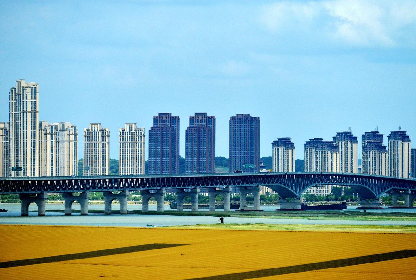 內地樓價續升 內房股見復甦 | am730