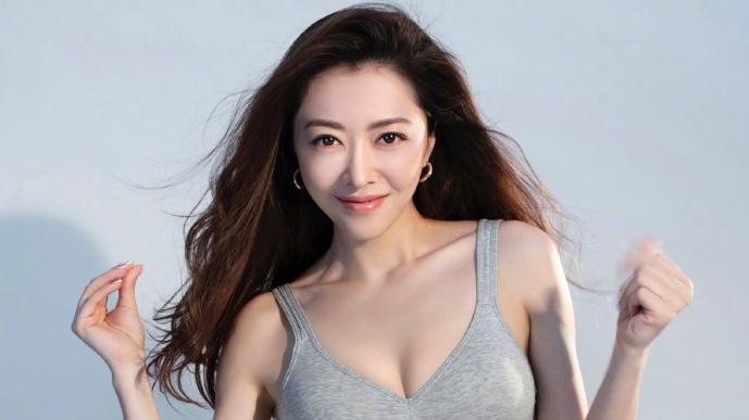 熊黛林發文稱被最親的人出賣 | am730