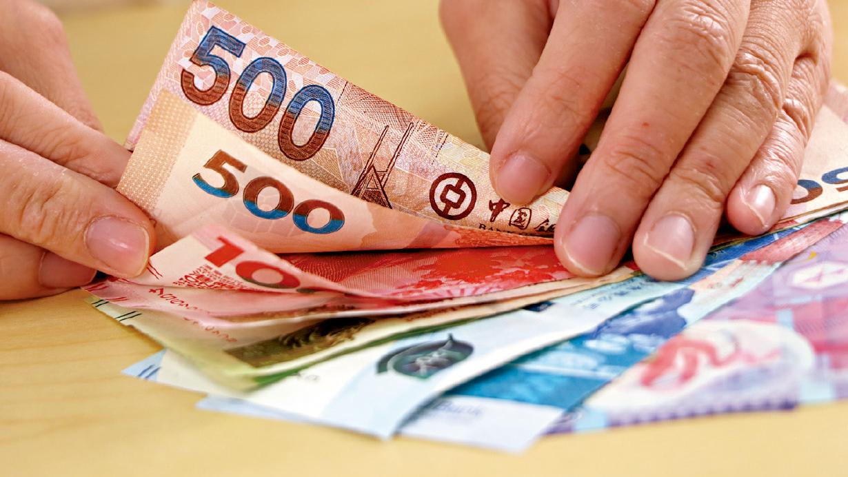 七旬婦墮假公安騙局失2千萬 31人涉51騙案 17外傭疑借出戶口 | am730