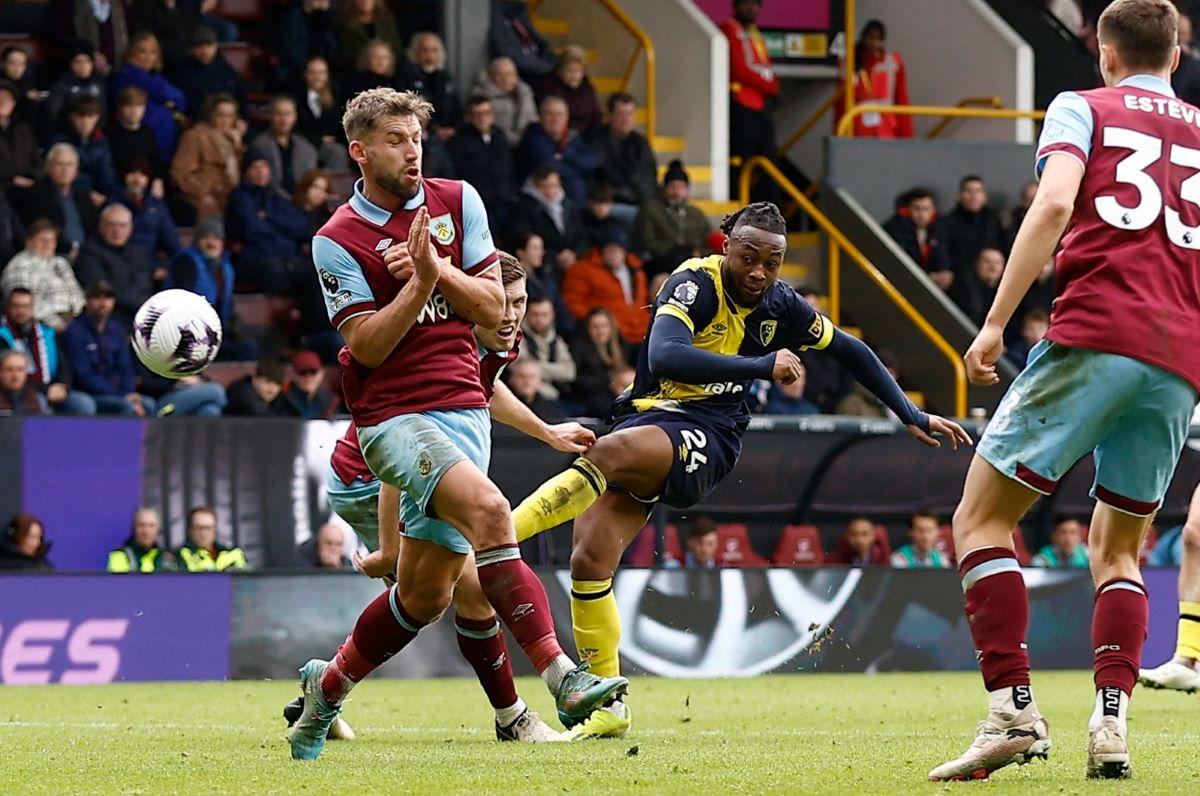 英超｜般尼負般尼茅夫 10場不勝陷降班危機（附比賽精華） | am730