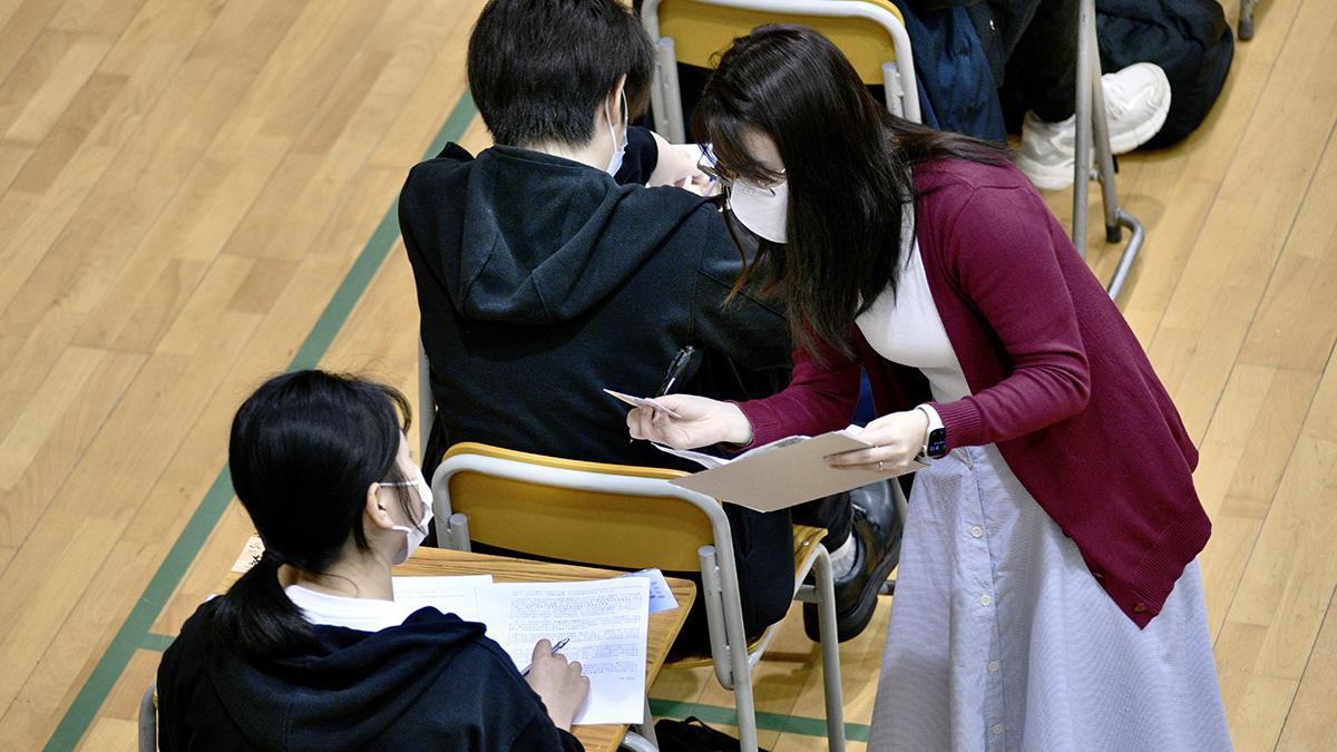 DSE 2024｜監考易系統故障 孫東研法定機構系統政府把關 | am730