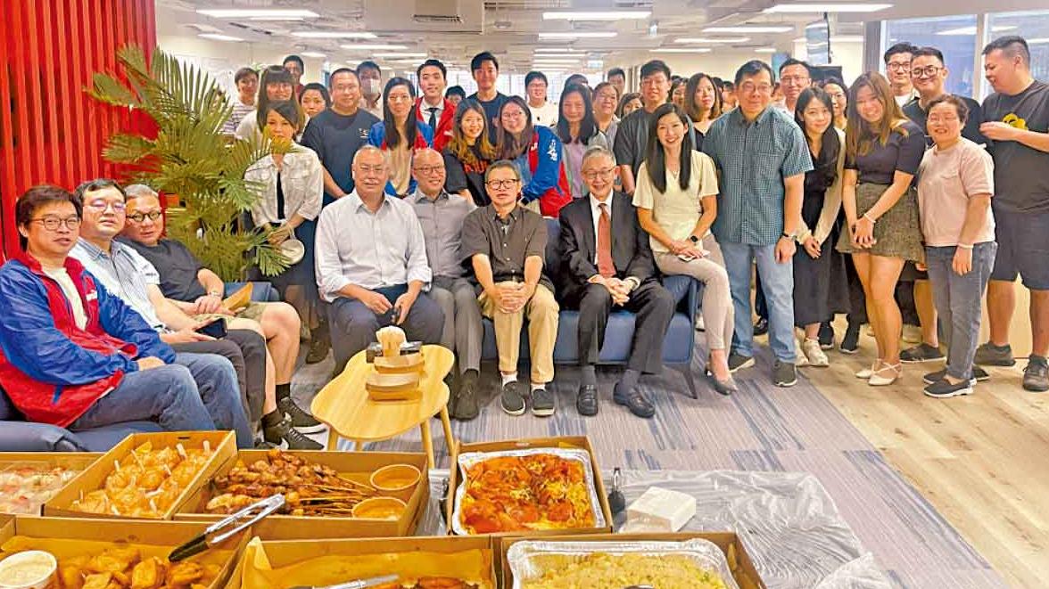 am730增鐵路派發點 讀者人數穩佔第2位 | am730