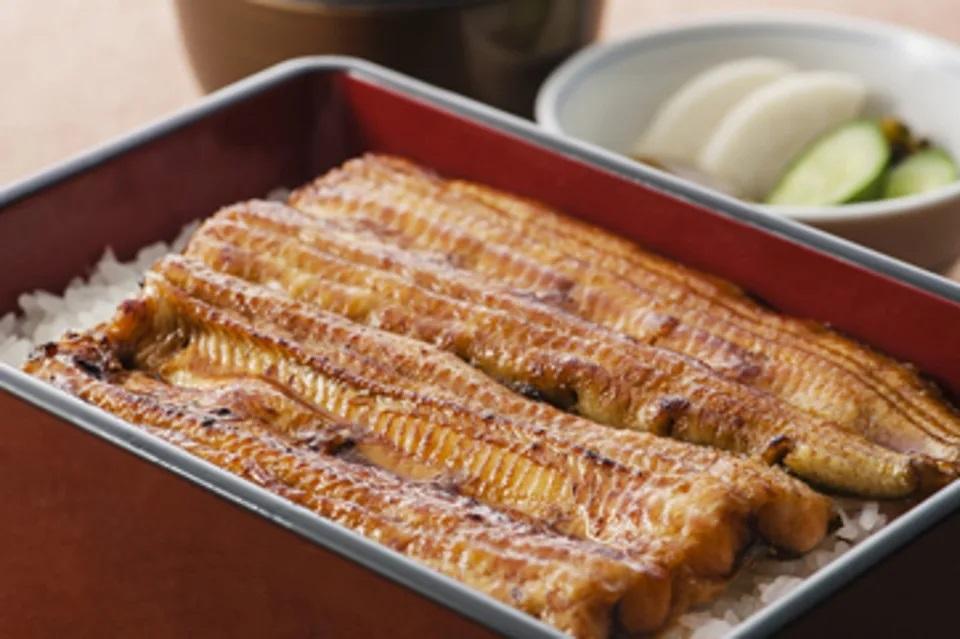 鰻魚飯老店「日本橋伊勢定」爆食物中毒 147人不適1死 | am730