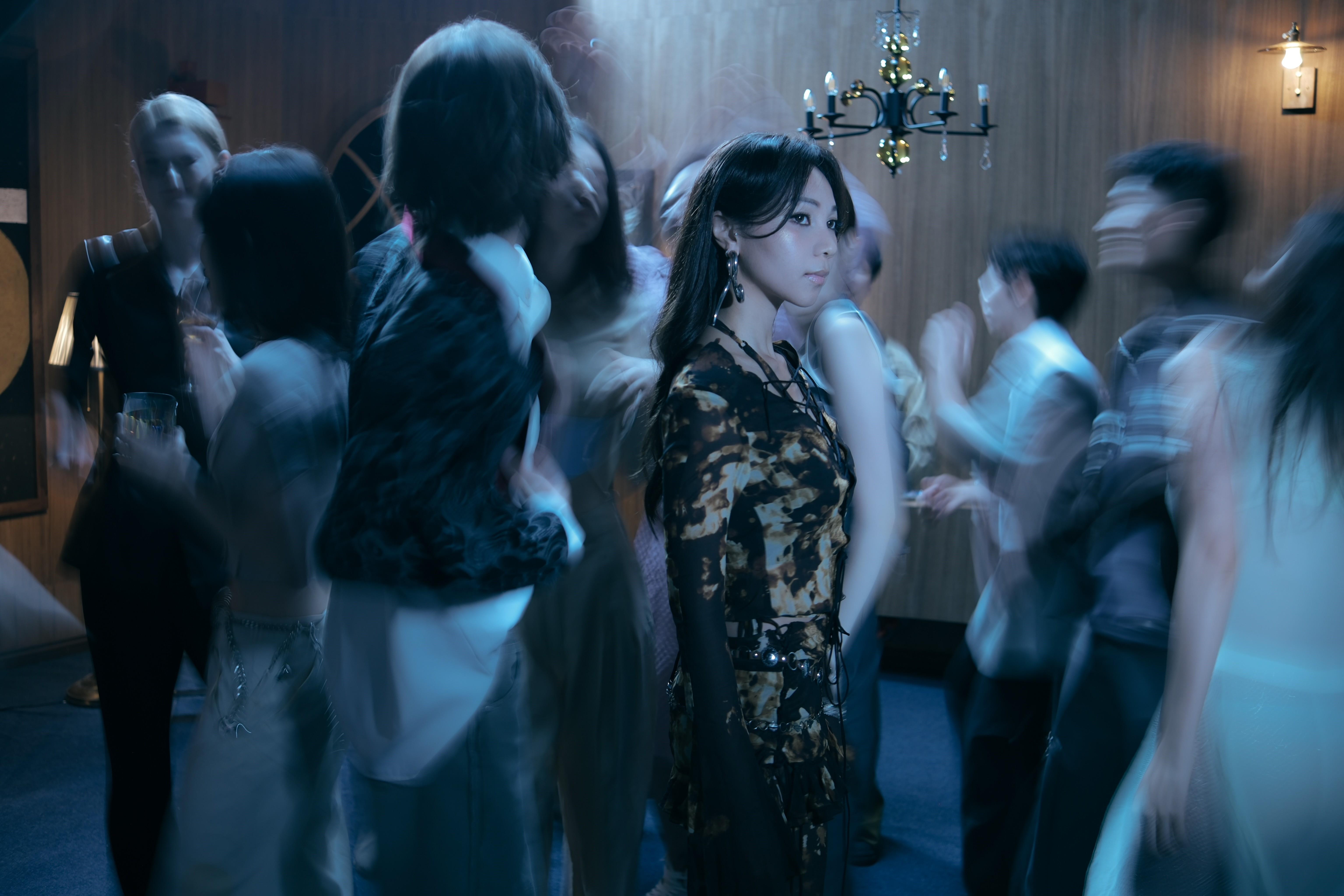 AGA江海迦今年首支派台歌《DRUNK DIAL》還原七年前作品 MV花逾25小時拍攝 | am730