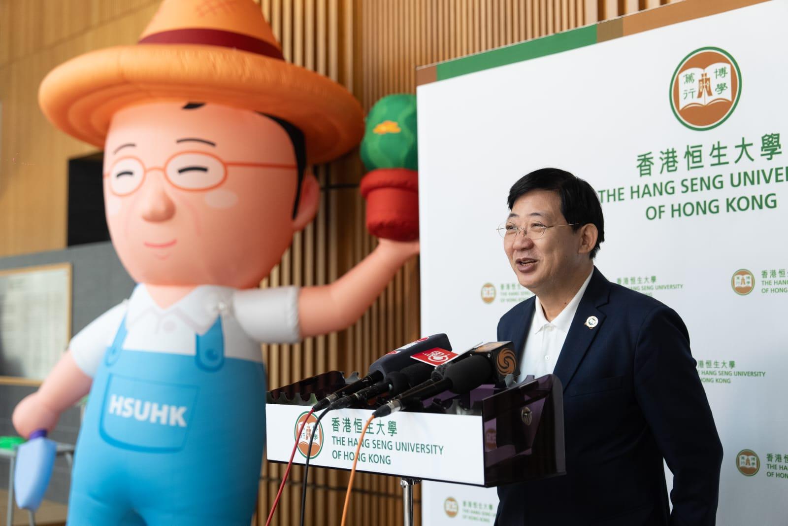 DSE放榜2024｜恒大熱門科10人爭一席 何順文：報讀人數按年增近六成 | am730