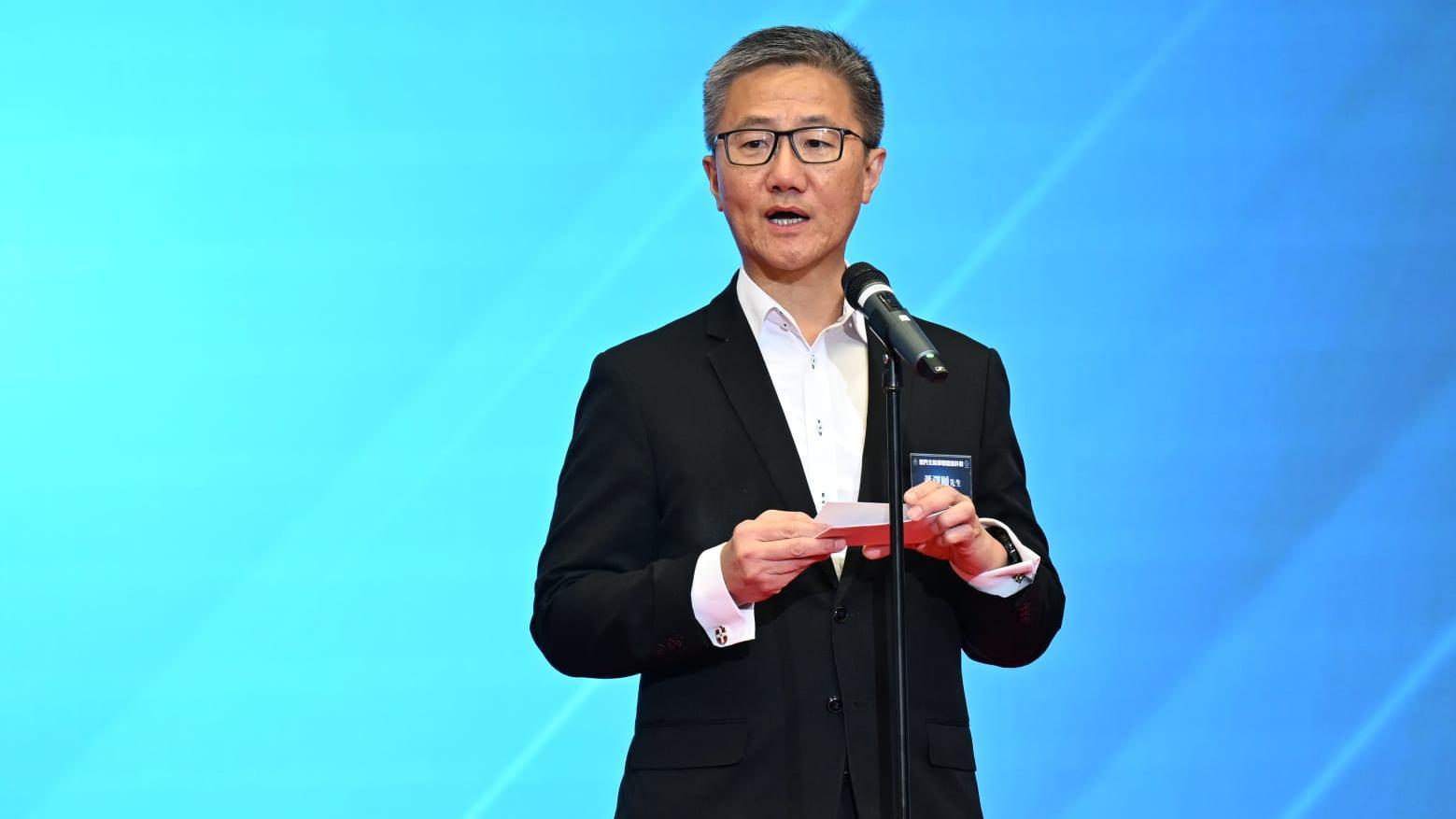 警方明年底前全港裝2000組閉路電視 蕭澤頤：透過科技加大防罪滅罪效果 | am730