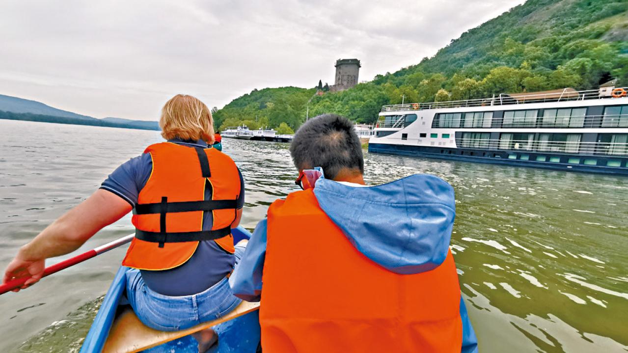 匈牙利多瑙河划獨木舟 | am730