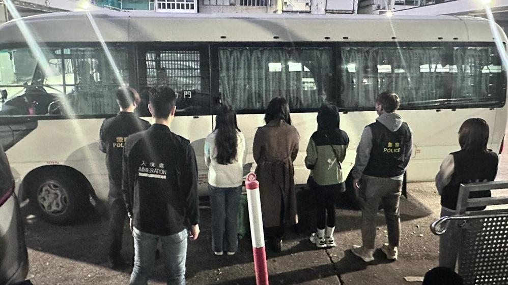 警聯入境處打擊黑工 拘名8名18至55歲內地女 | am730