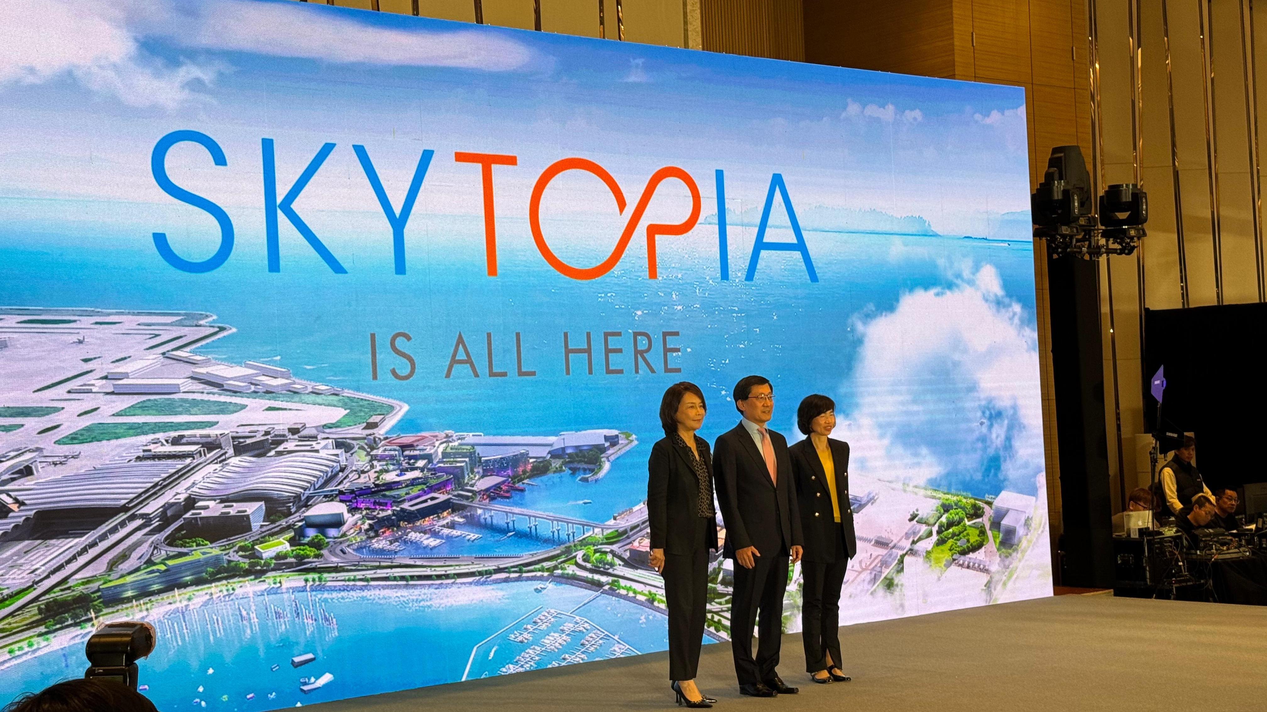 去機場不是去旅行 | am730