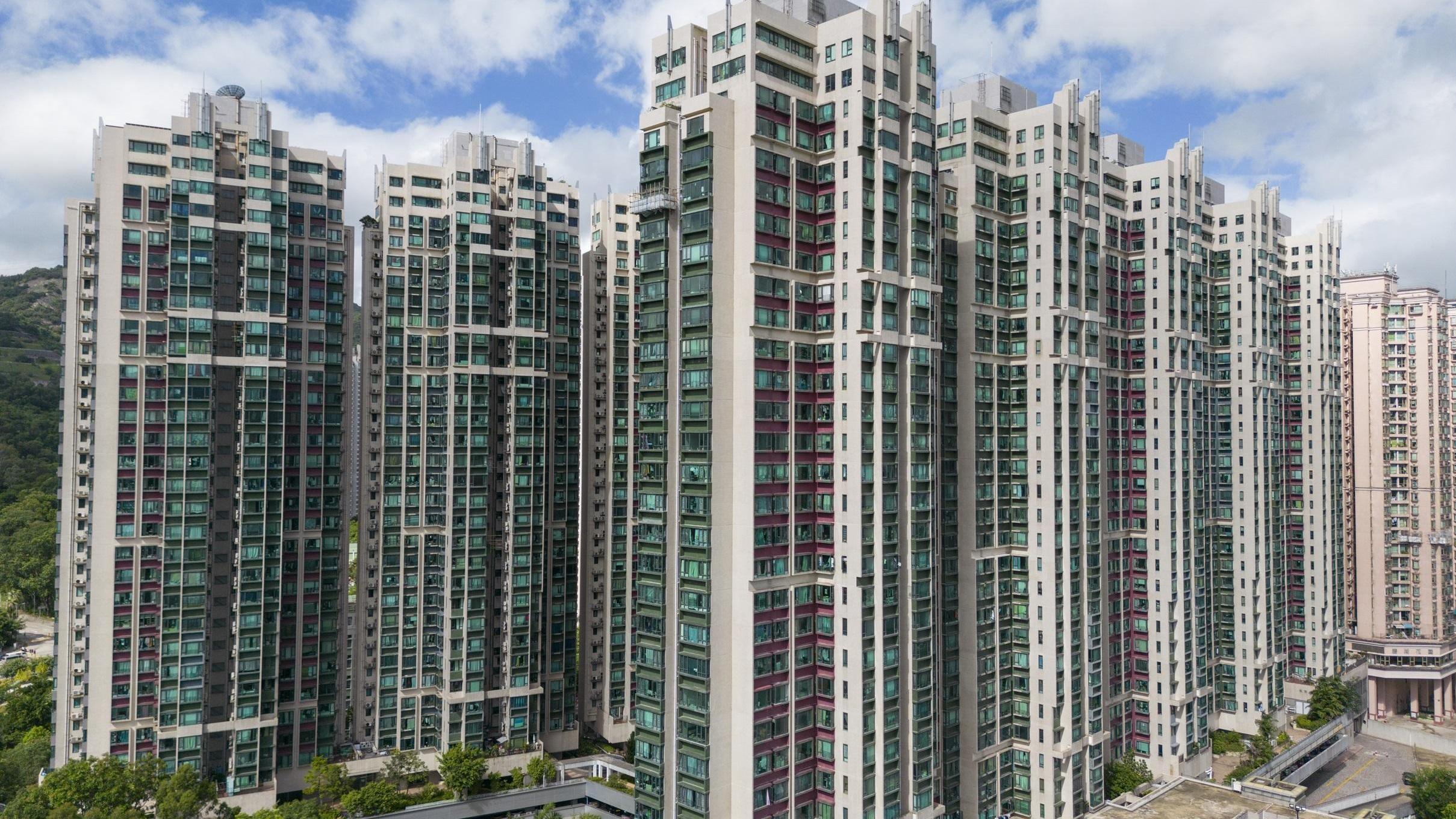 粉嶺牽晴間套三房 兩年輸40萬 換樓客7球接手｜二手蝕讓 | am730