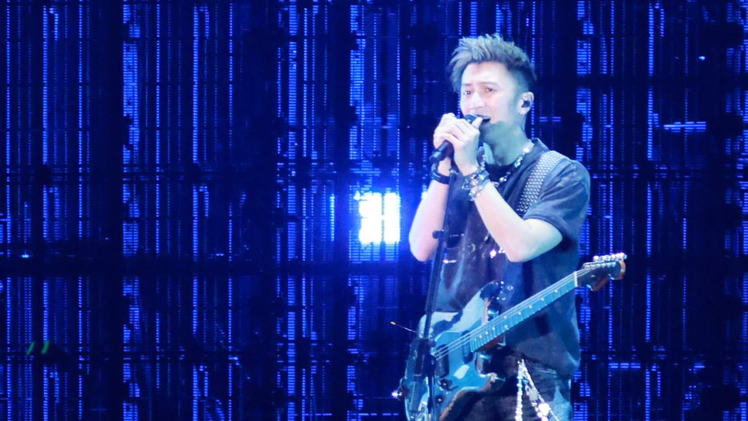 謝霆鋒演唱會2025｜與王嘉爾隔空合唱 霆鋒︰舞台燈超過2800盞 | am730