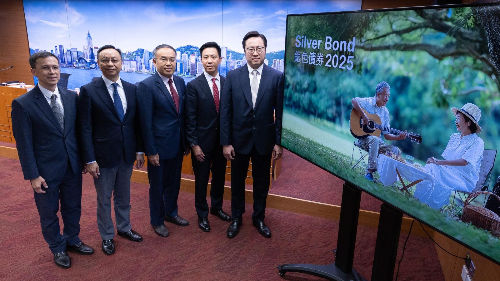 AV女星上原亞衣以AI回春技術回歸舞台 明天到港作新曲發佈 | am730