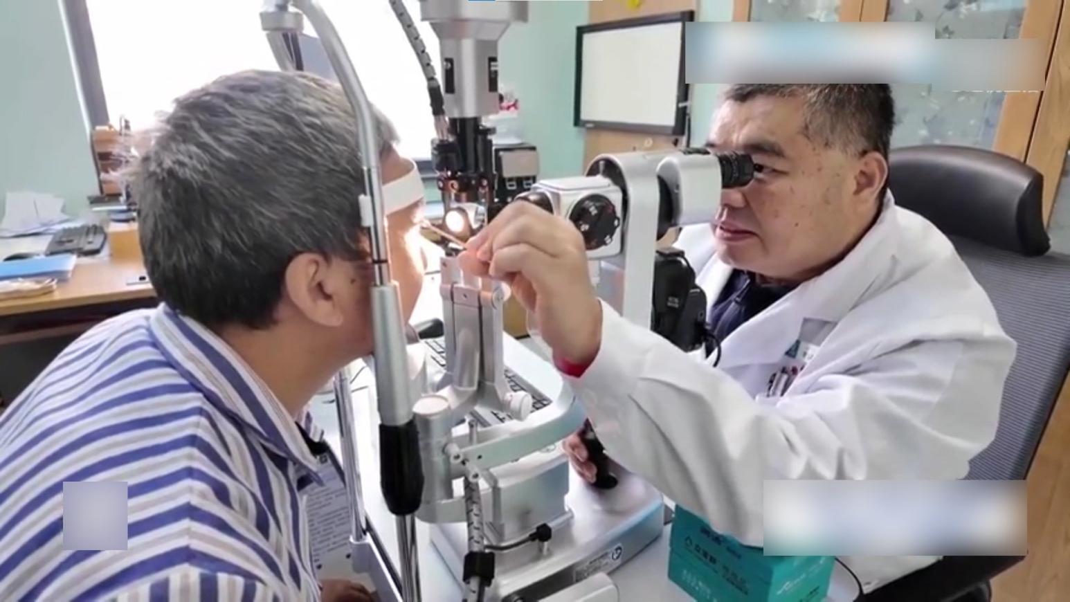 被鴕鳥撞傷險失明 湖北男手術後重見光明 | am730