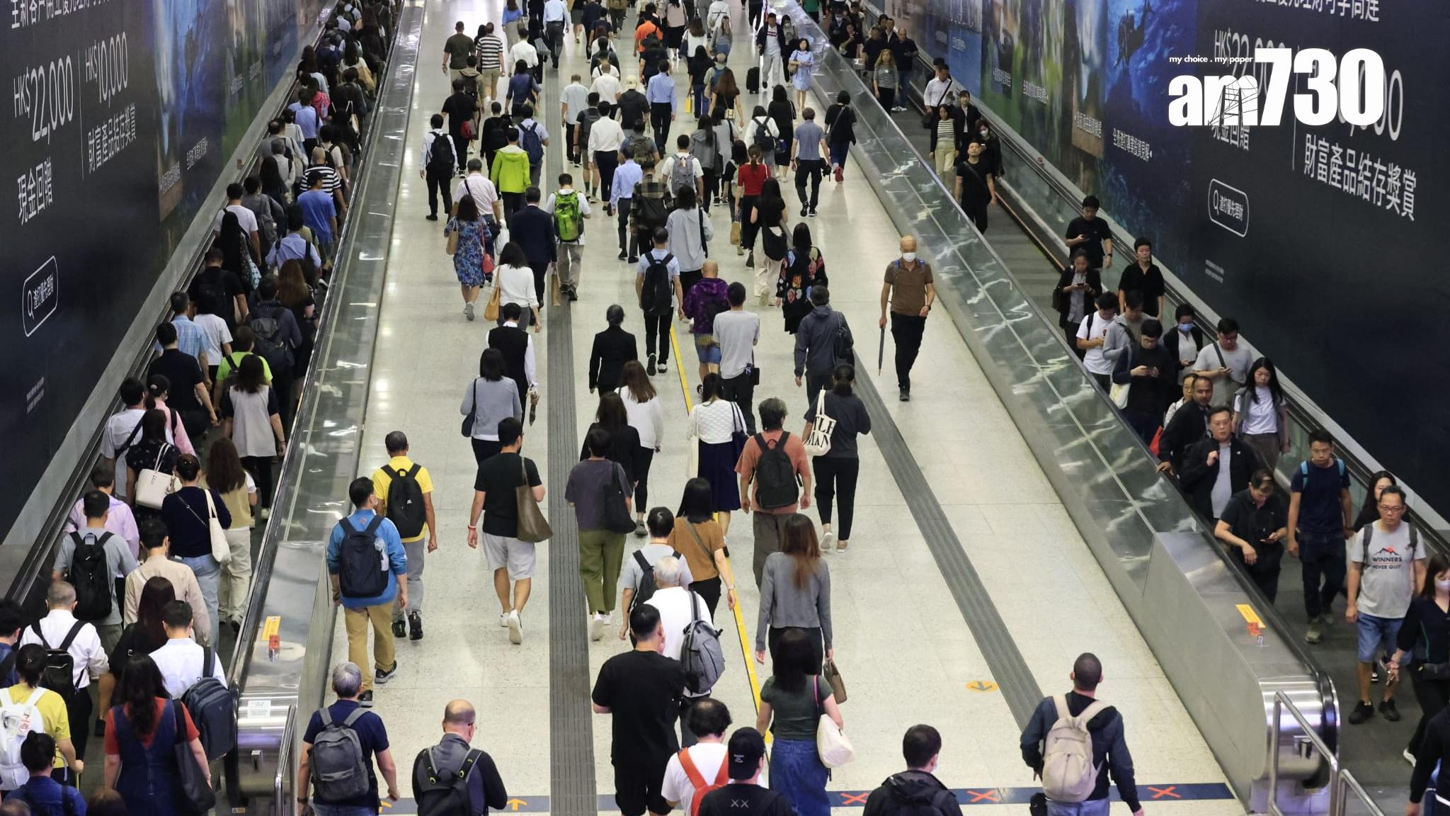 颱風桃芝｜風假願望落空 網民湧天文台fb留言「玩X港人」掀罵戰 | am730